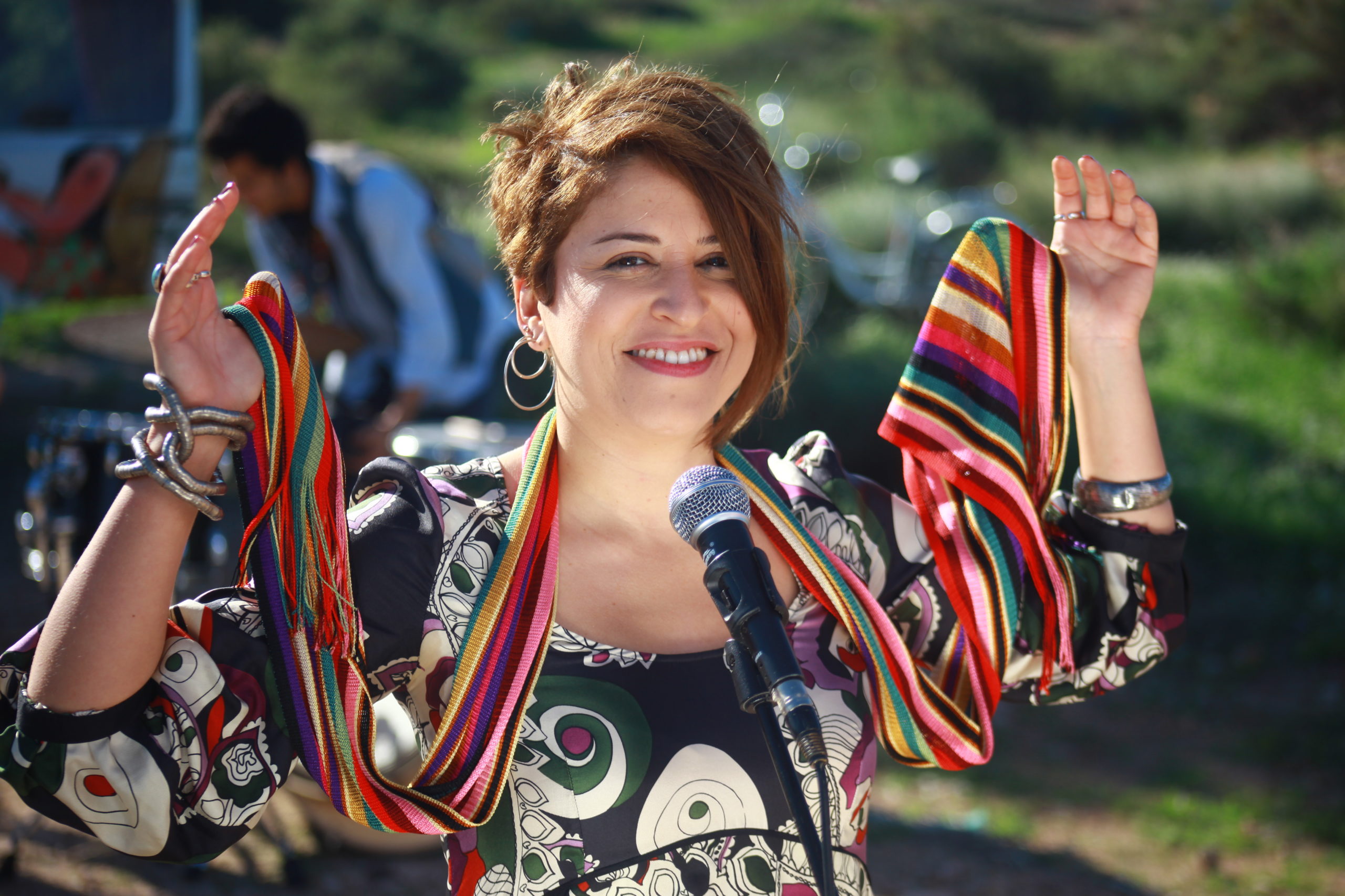 Raoudha Abdallah rend hommage à Kerkennah avec "Ya Chbeba" - Polture