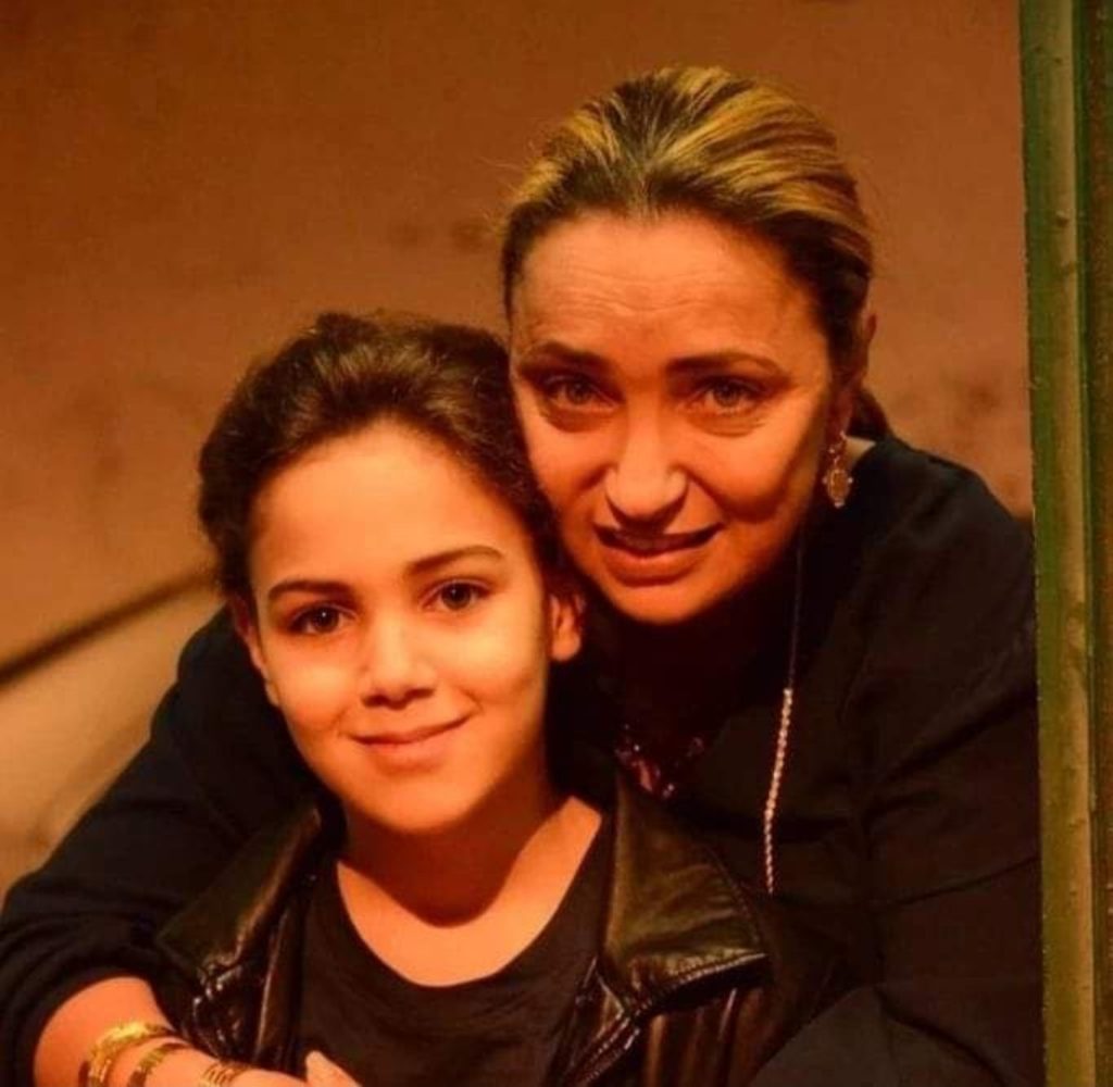 Le fils de Rim Riahi, figurant dans Baraa - Polture