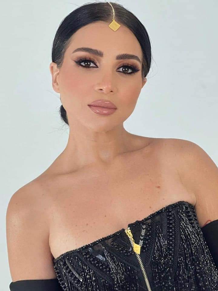 Mai Ezz Eldin métamorphosée - Polture