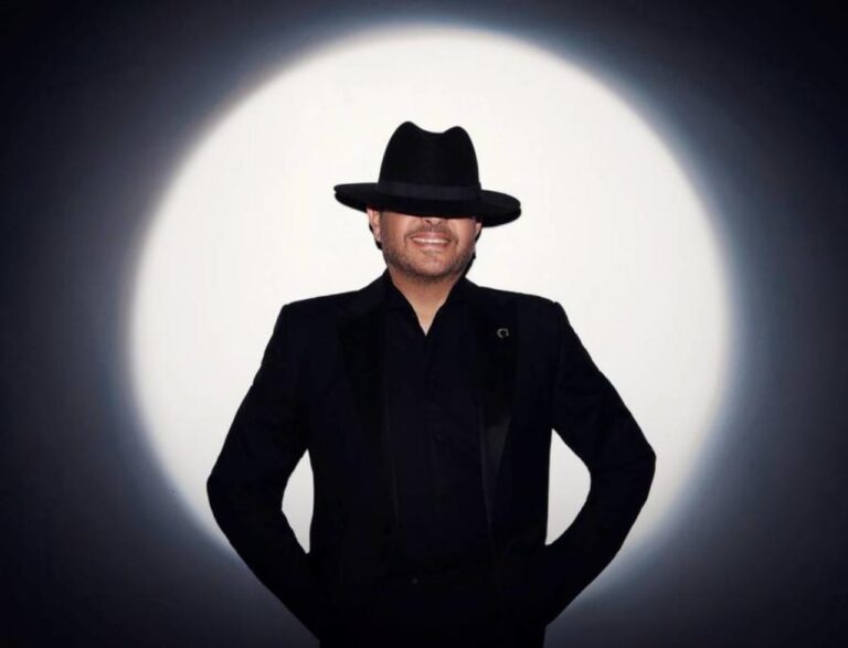 Hani Chaker change de look pour la promo de sa nouvelle chanson - Polture