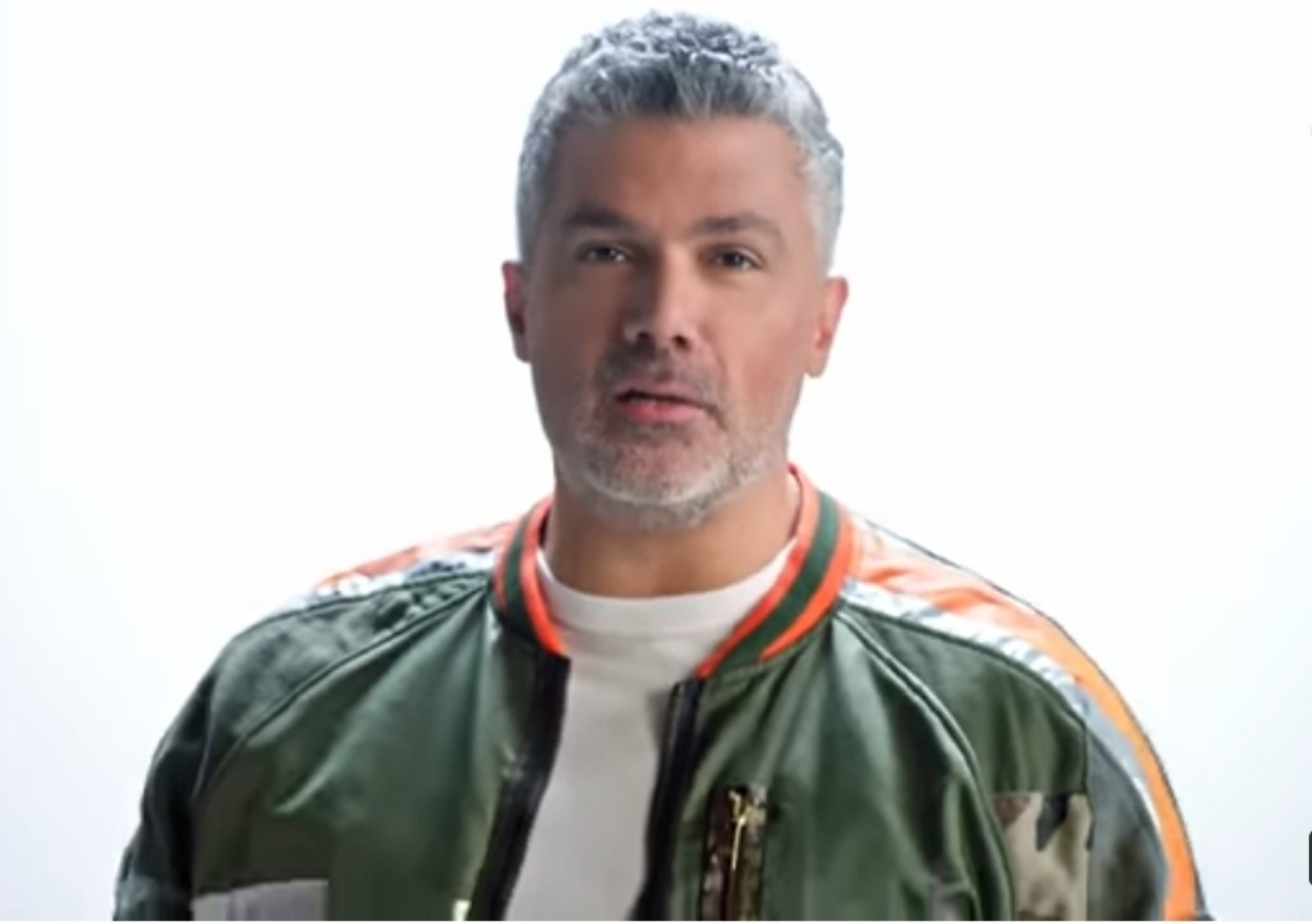 Polémique autour de l'interprétation d'une chanson de Fares Karam en ...