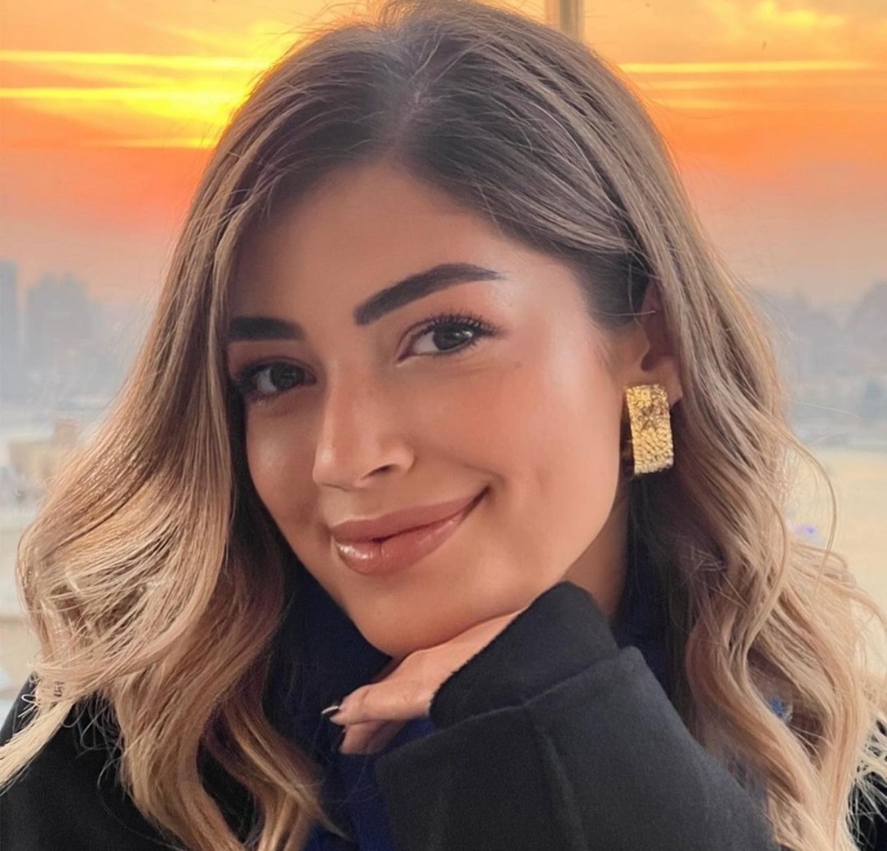 Laila Zaher fait la promo de sa nouvelle chanson - Polture