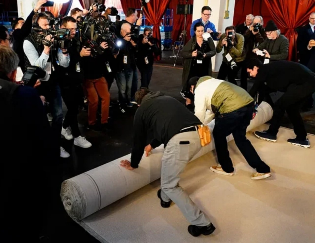Le tapis rouge des Oscars change de couleur, une première en 60 ans ...