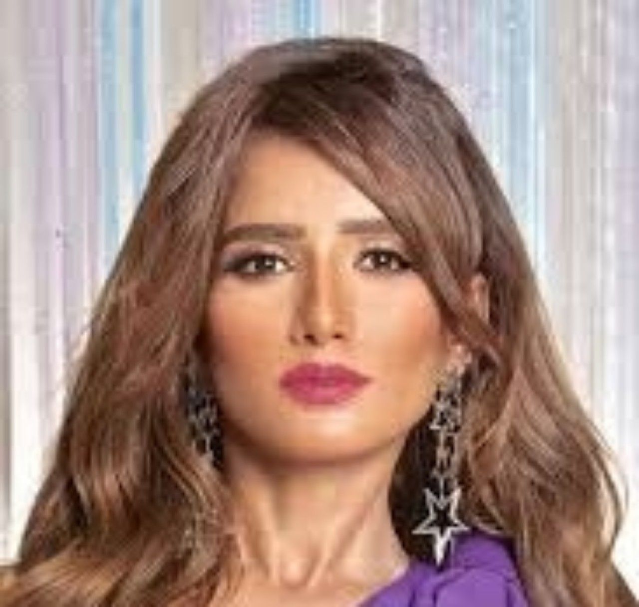 L'artiste Zeina se dévoile dans Hebr Serri - Polture