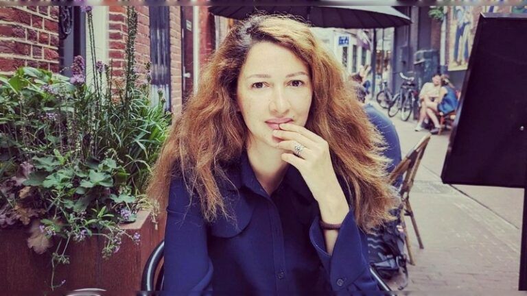 Retrait du Prix Simone Veil à Zineb El Rhazoui - Polture